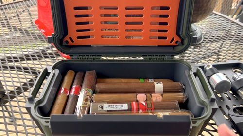 Pelican R60 Personal Utility Ruck Case Review - Learn About Humidor for ...